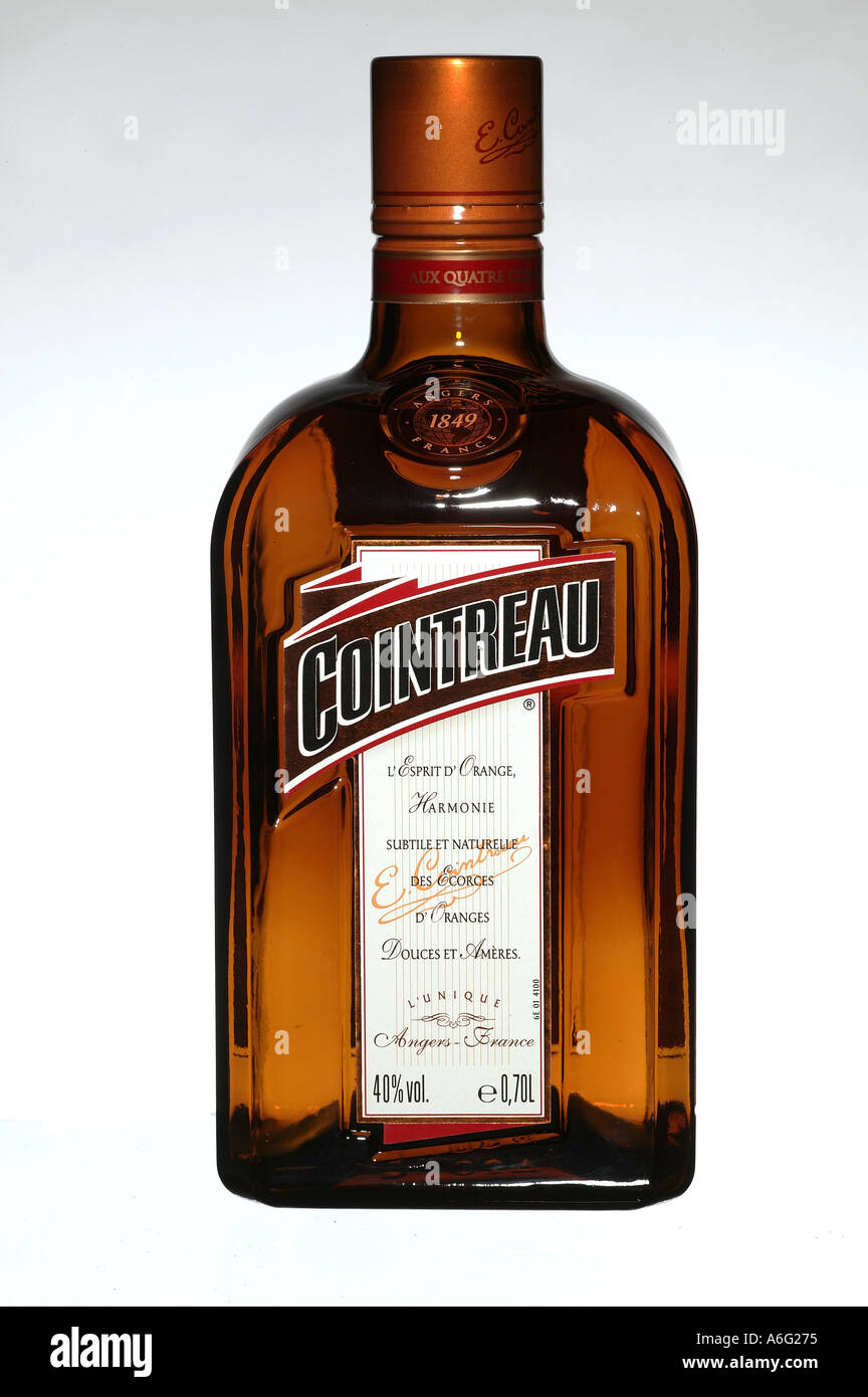 Bouteille cointreau Banque de photographies et d’images à haute ...