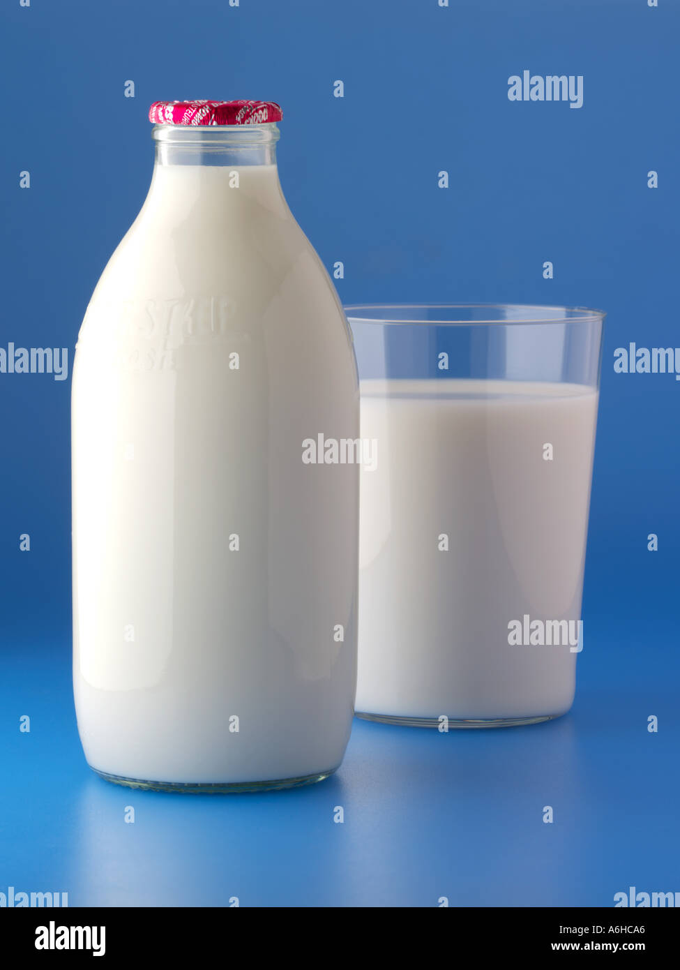 La lait Banque de photographies et d’images à haute résolution - Alamy