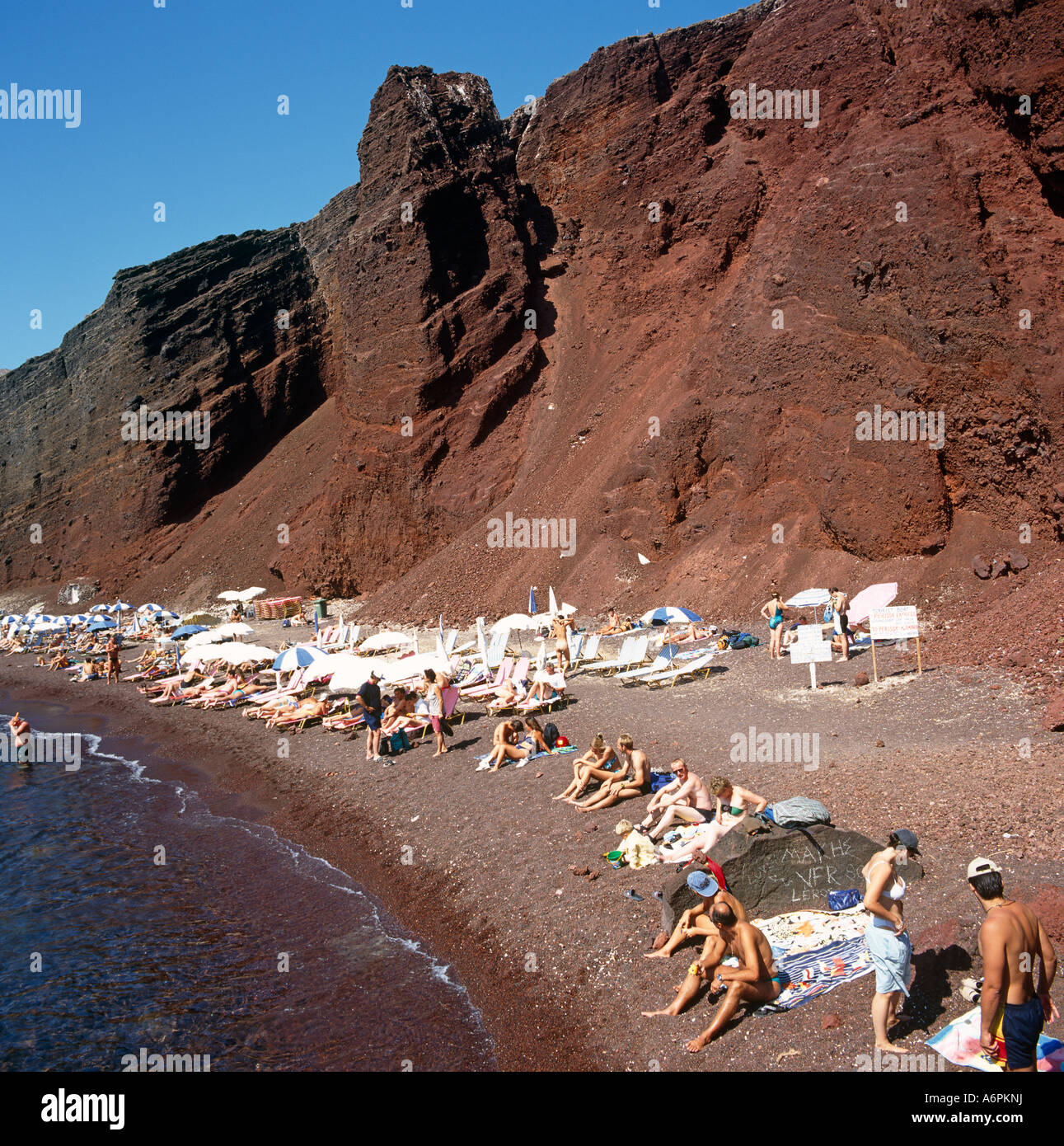 Plage rouge Banque de photographies et d’images à haute résolution - Alamy