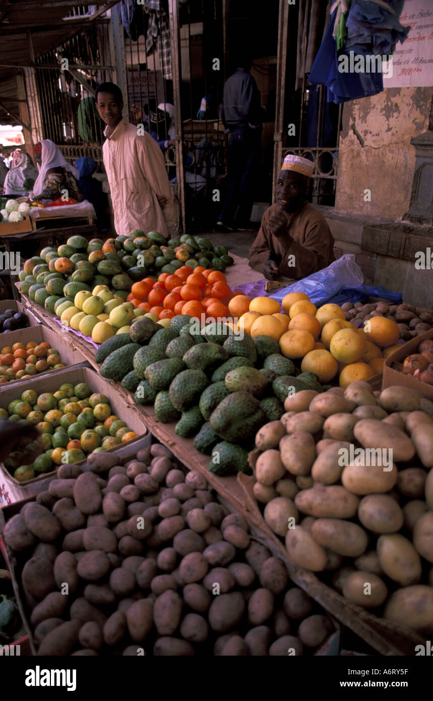 Fruit market dakar senegal Banque de photographies et d’images à haute ...