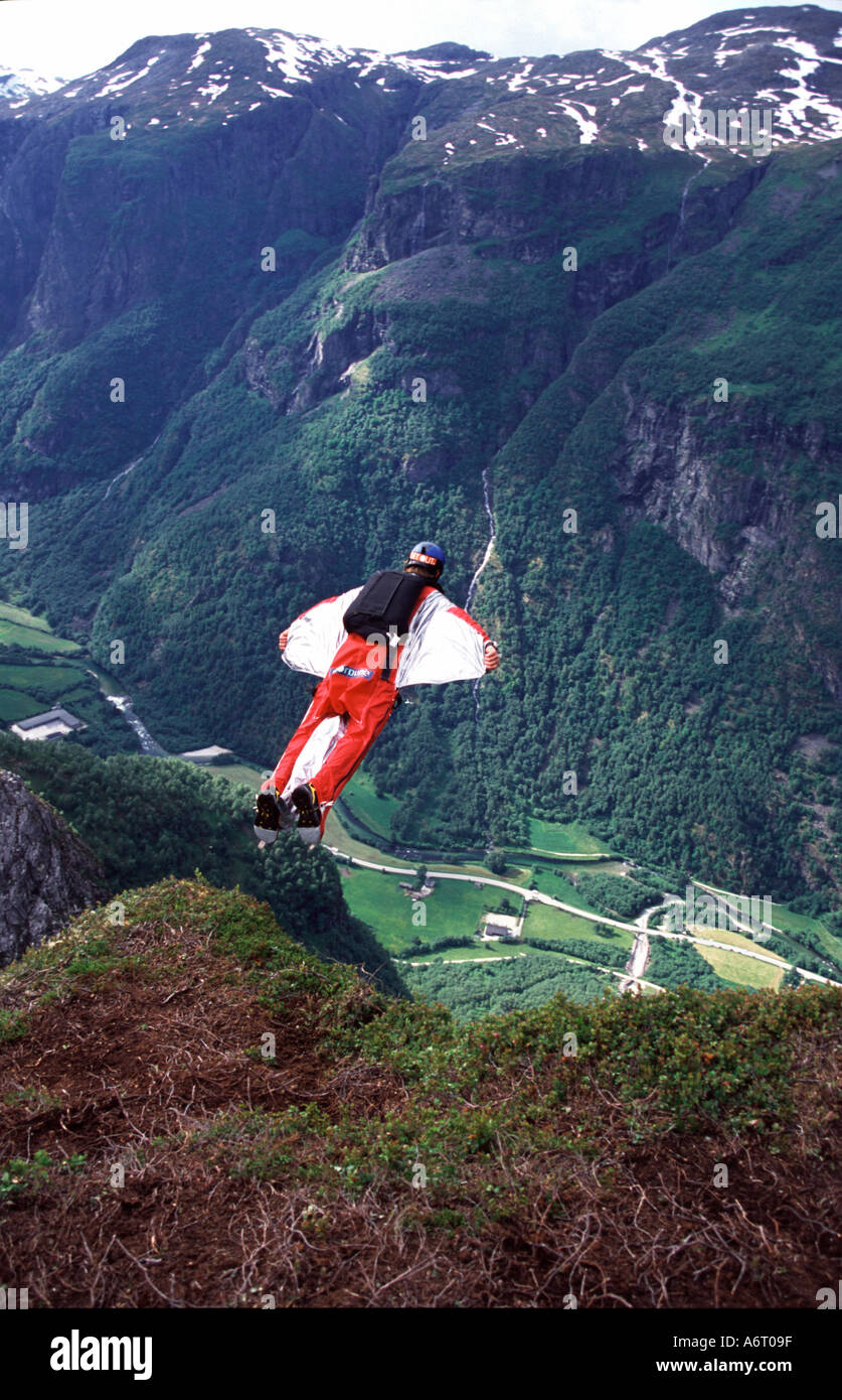 Base jump Banque de photographies et d’images à haute résolution - Alamy