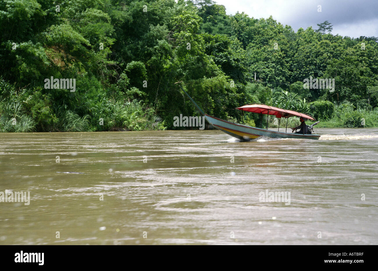 Mae kok river chiang rai Banque de photographies et d’images à haute ...