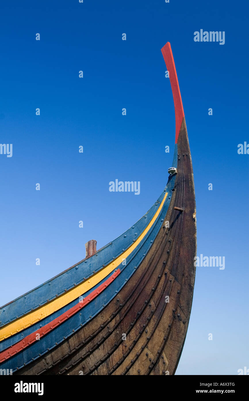 La proue du navire Viking Sea Stallion Søhesten au Viking Ship Museum ...