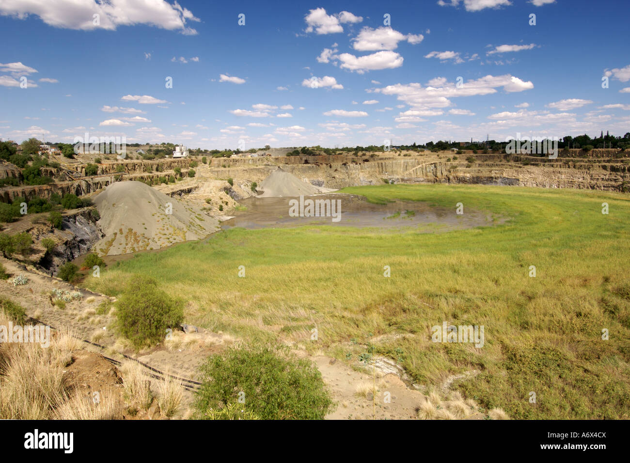 La mine de diamants De Beers à Kimberley Afrique du Sud d'être rempli ...