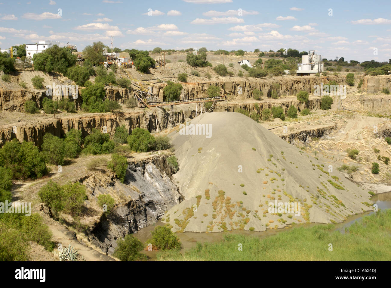 La mine de diamants De Beers à Kimberley Afrique du Sud d'être rempli ...