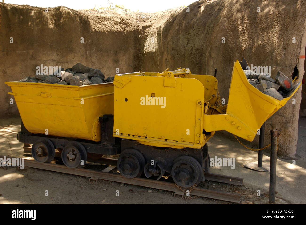 Mining trolley Banque de photographies et d’images à haute résolution ...