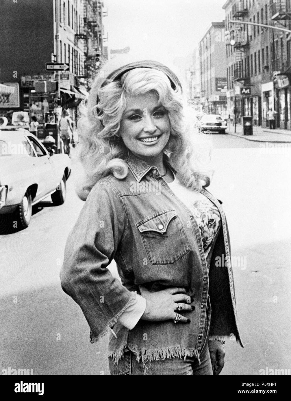 Nous musicien country Dolly Parton Photo Stock - Alamy