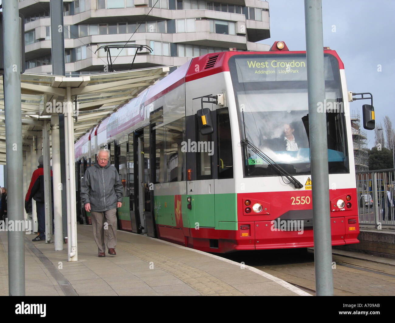Liaison tramway de croydon Banque de photographies et d’images à haute ...