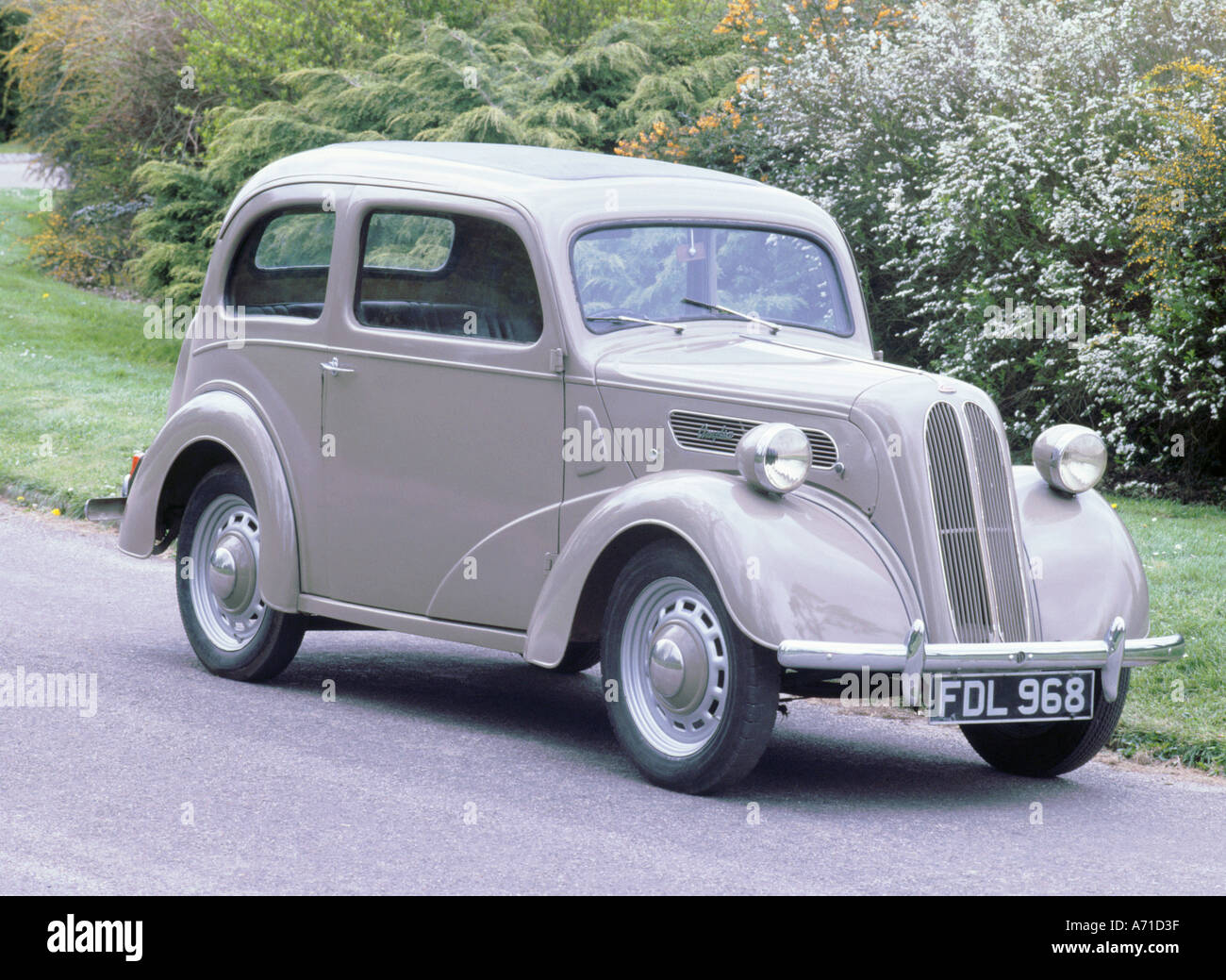 1949 ford Banque de photographies et d’images à haute résolution - Alamy