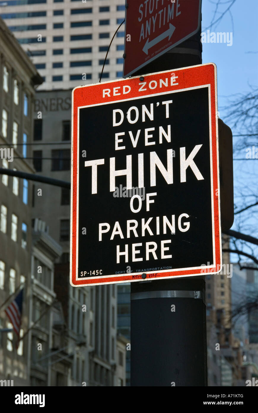 Humorous no parking sign Banque de photographies et d’images à haute ...