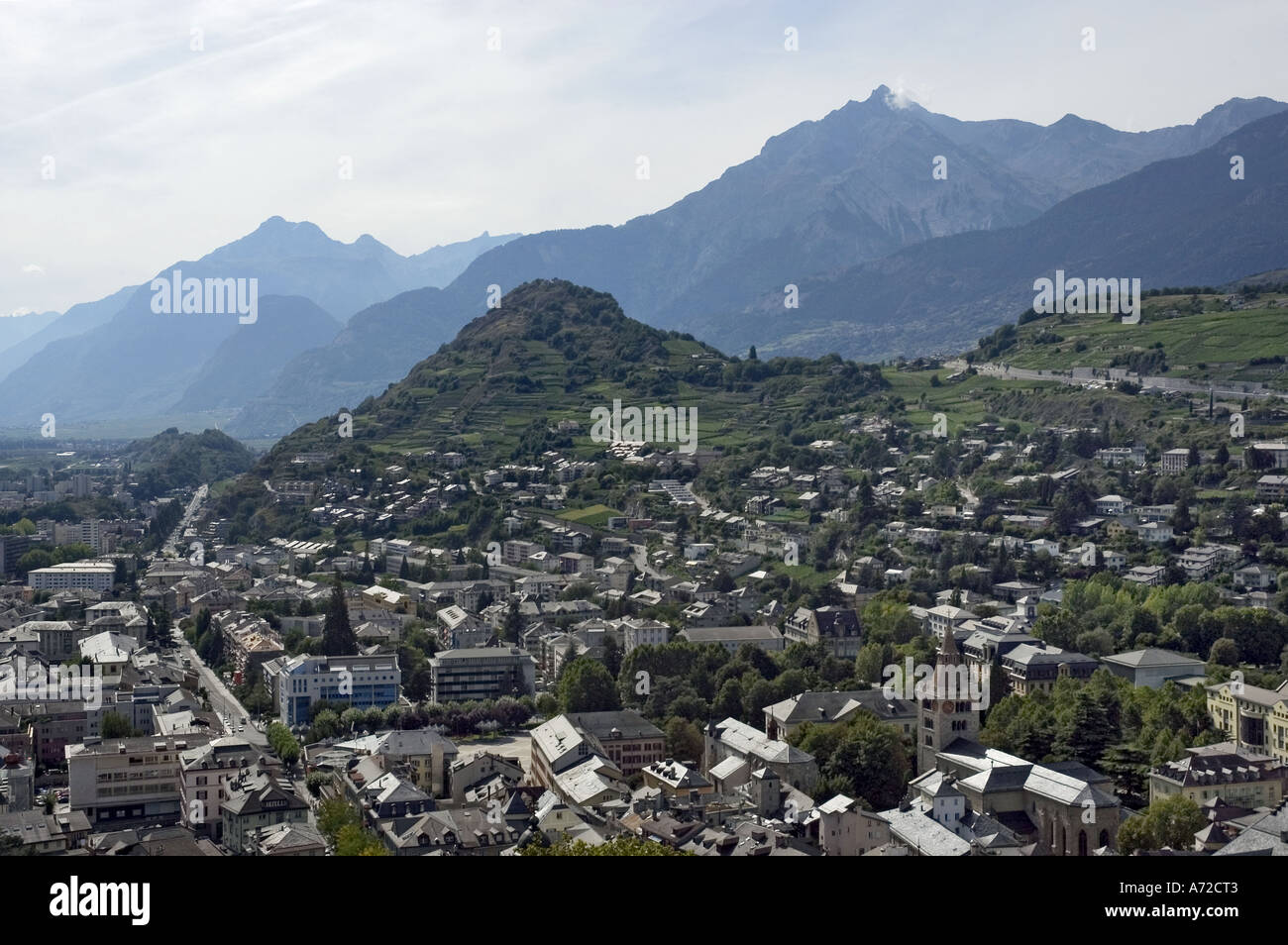 Aerial view sion city valais Banque de photographies et d’images à ...