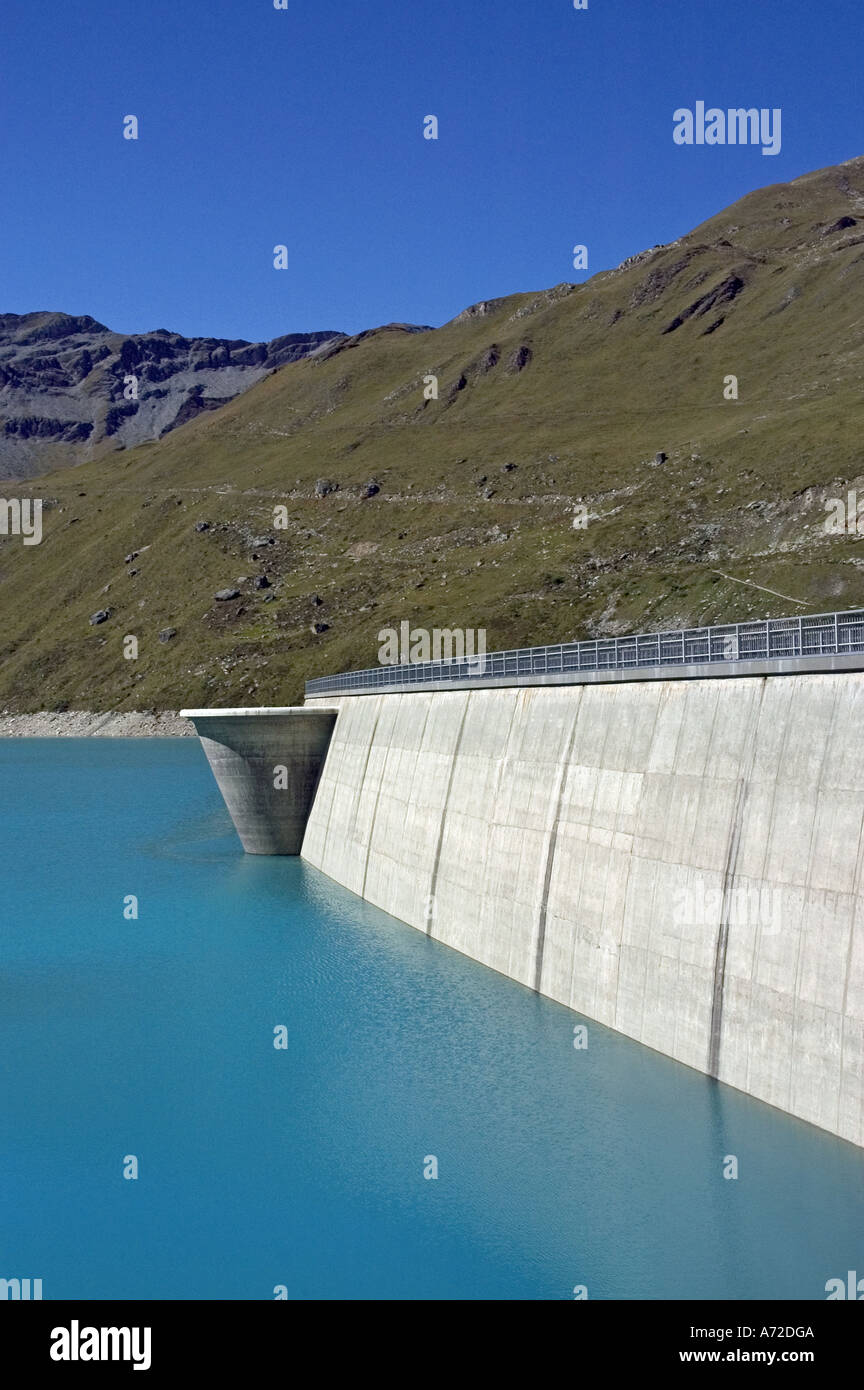 Barrage de moiry Banque de photographies et d’images à haute résolution ...