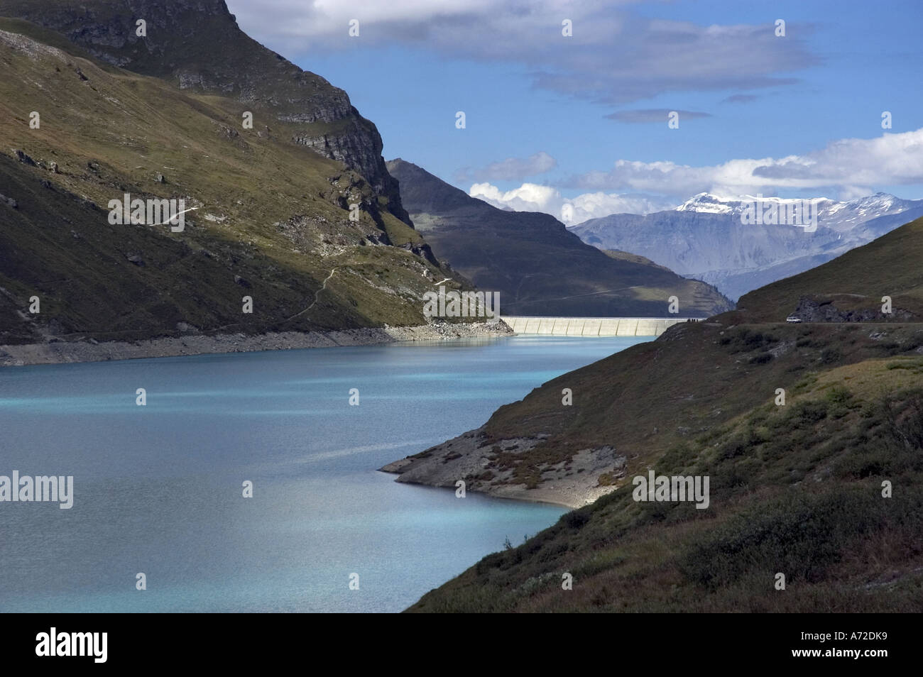 Moiry valley Banque de photographies et d’images à haute résolution - Alamy
