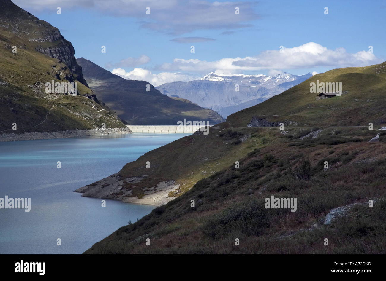 Barrage de moiry Banque de photographies et d’images à haute résolution ...