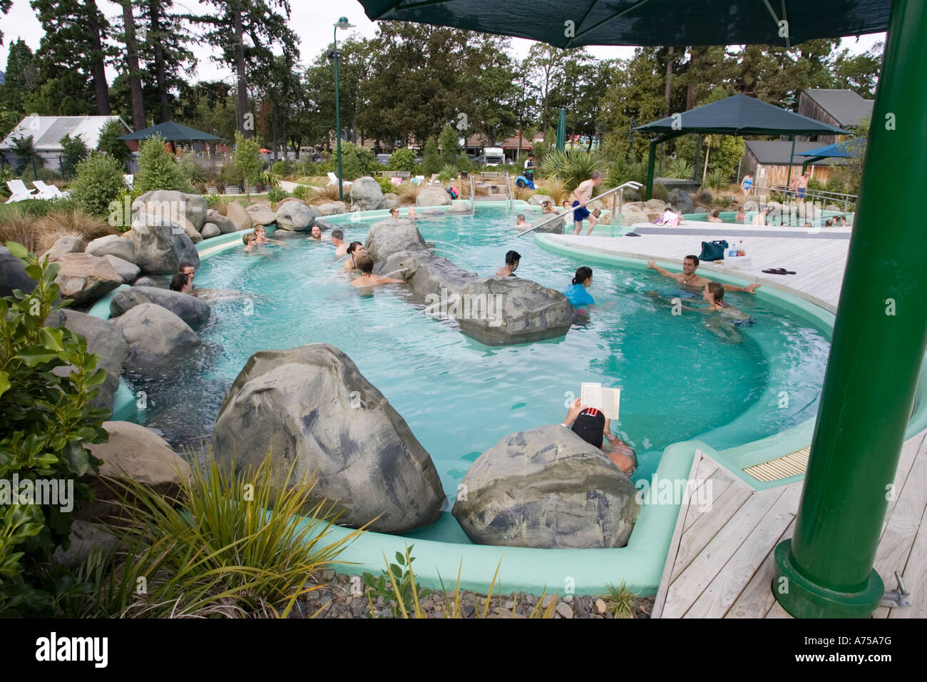 Hanmer springs piscines thermales et spa Banque de photographies et d ...