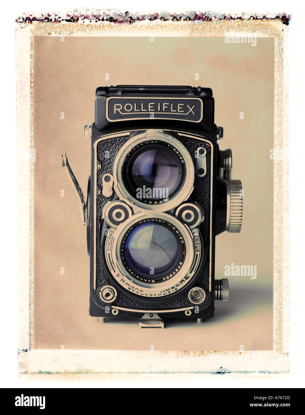 Rolleiflex camera Banque de photographies et d’images à haute ...