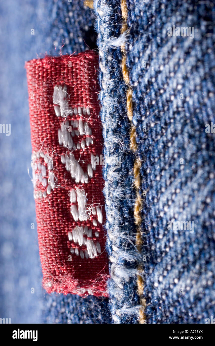 Denim jeans levi red tag Banque de photographies et d’images à haute ...