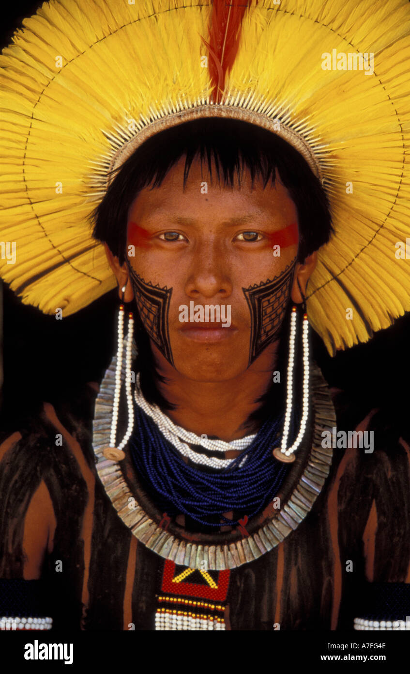 Kayapo people Banque de photographies et d’images à haute résolution ...