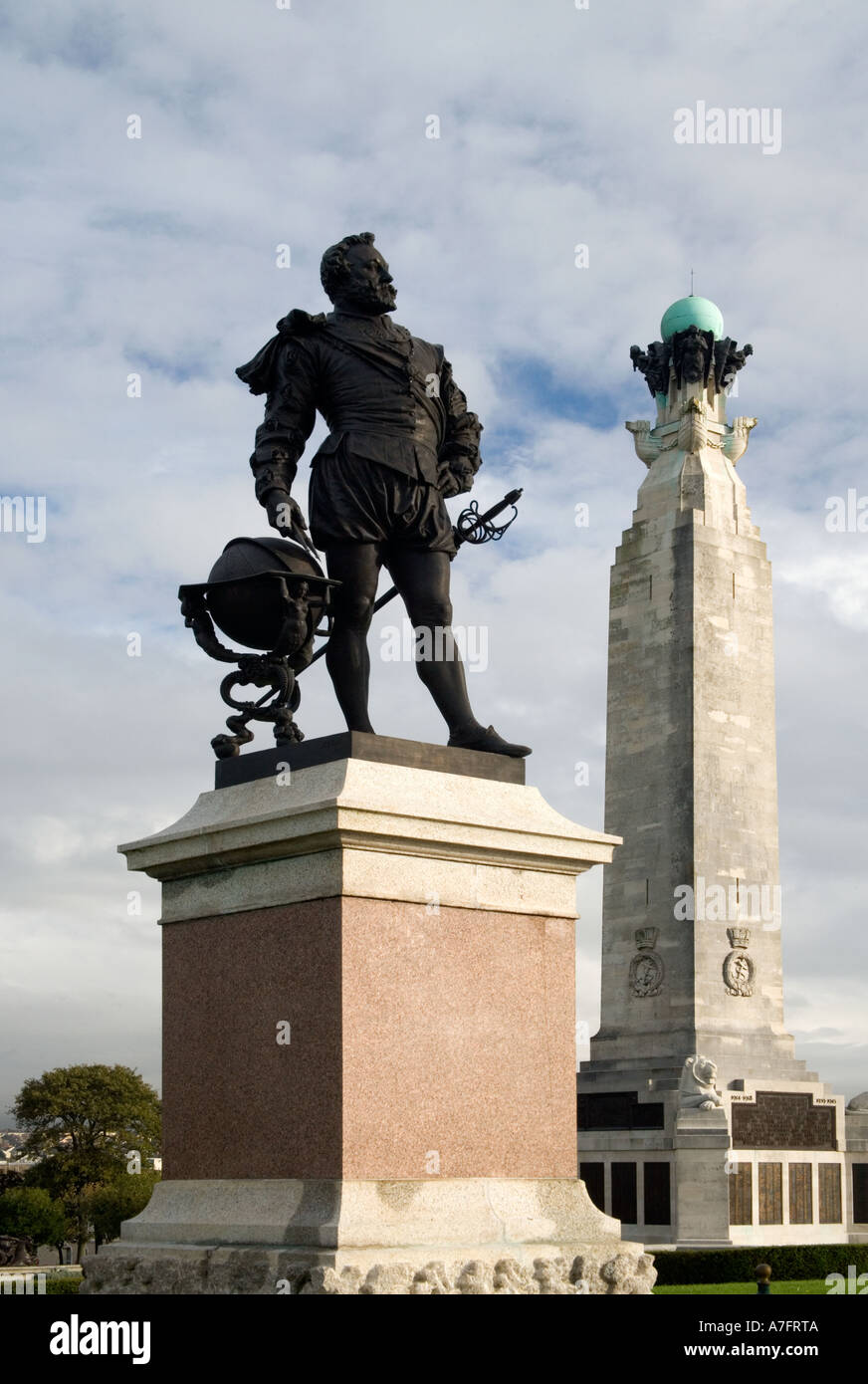 Sir francis drake statue Banque de photographies et d’images à haute ...