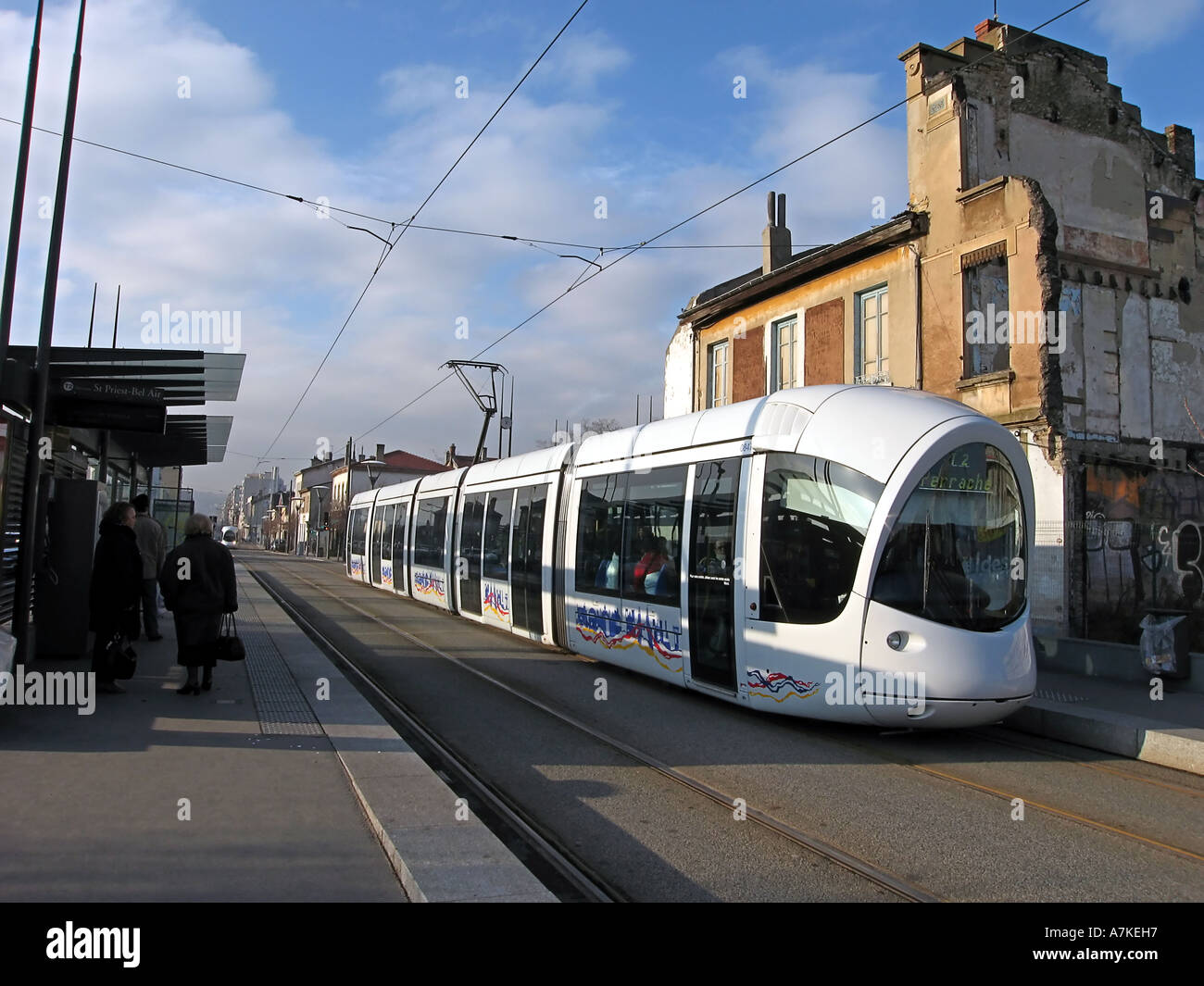 Tram lyon france tramway Banque de photographies et d’images à haute ...