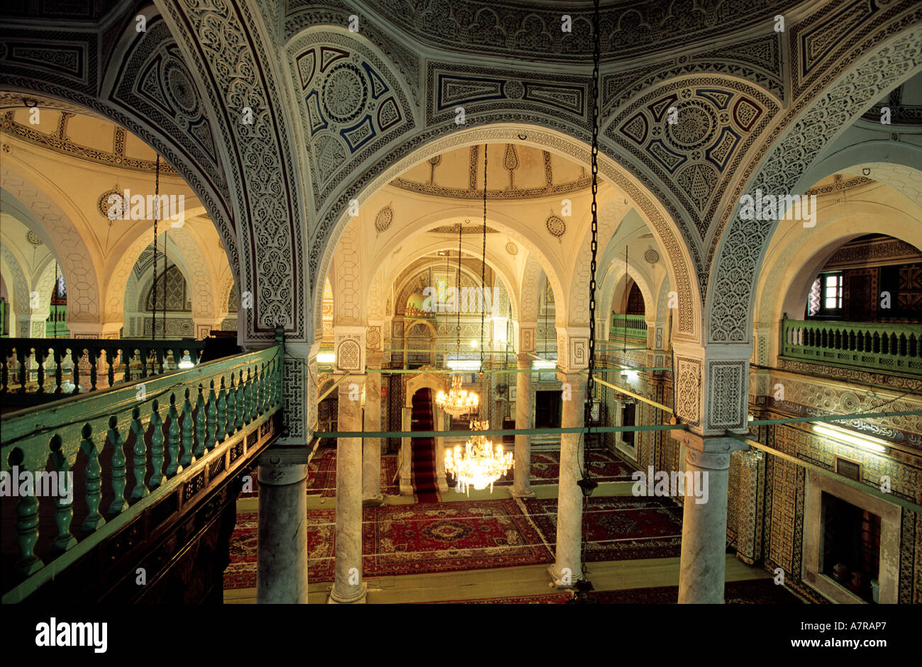 Mosquée gurgi Banque de photographies et d’images à haute résolution ...