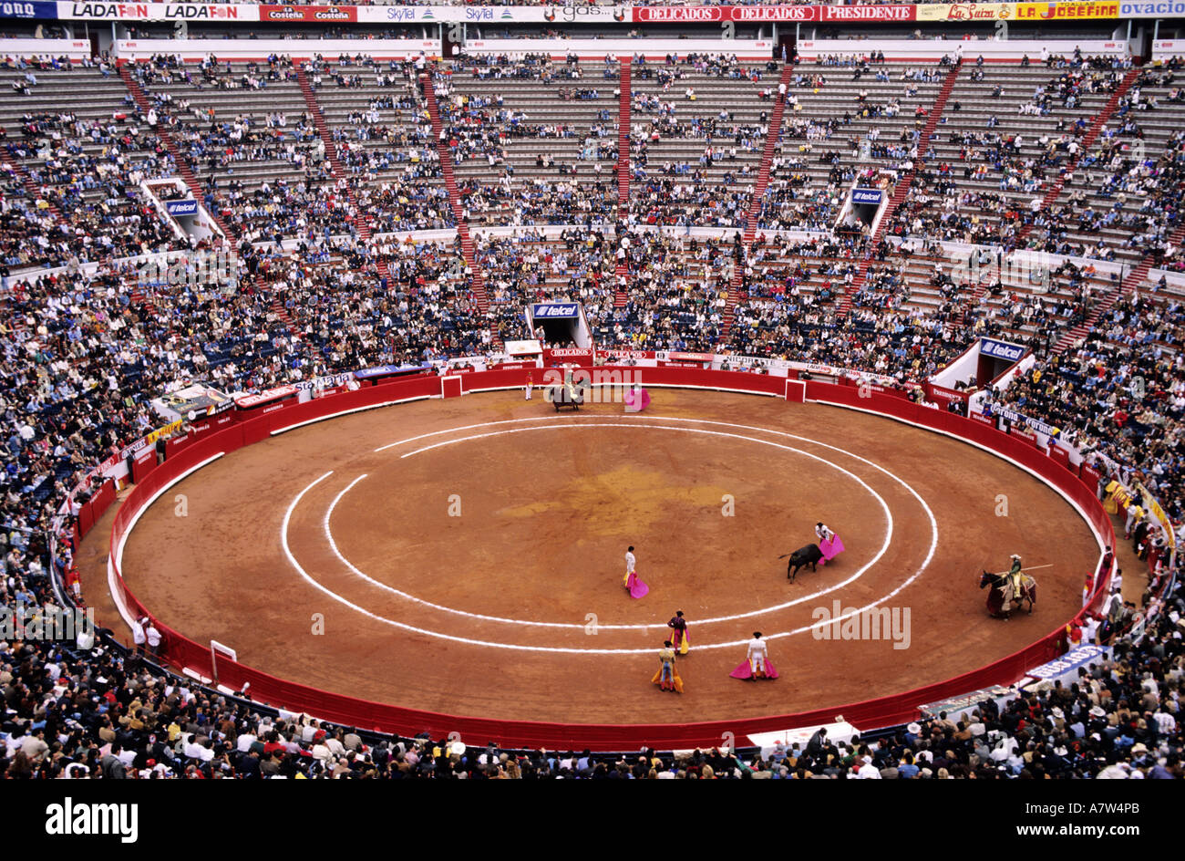 Mexico, District Fédéral, Mexico, Plaza de Toros, la plus grande arène ...