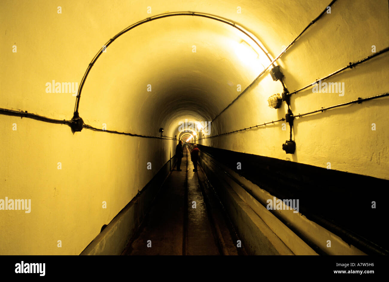 Four tunnel Banque de photographies et d’images à haute résolution - Alamy