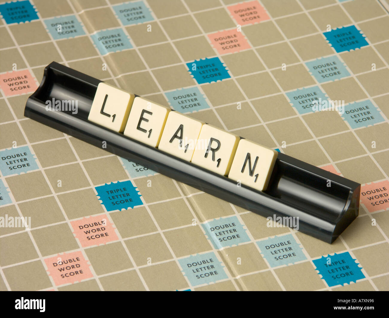 Scrabble tiles Banque de photographies et d’images à haute résolution ...