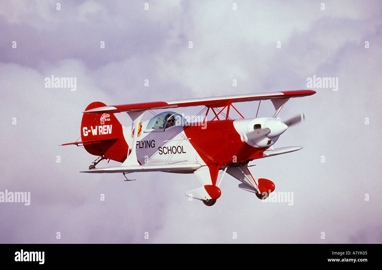 Inverted biplane Banque de photographies et d’images à haute résolution ...