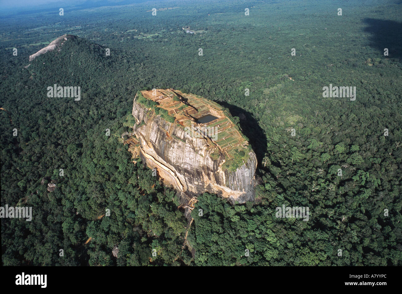 Sri Lanka, Sigiriya, le Rocher du Lion, le Palais Royal du Roi Kasyapa ...