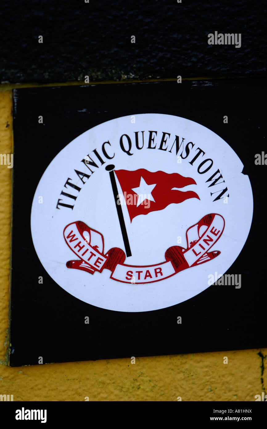 At the titanic bar Banque de photographies et d’images à haute ...