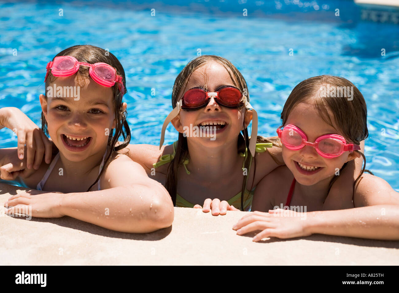 Fille 10 ans maillot de bain Banque de photographies et d’images à ...
