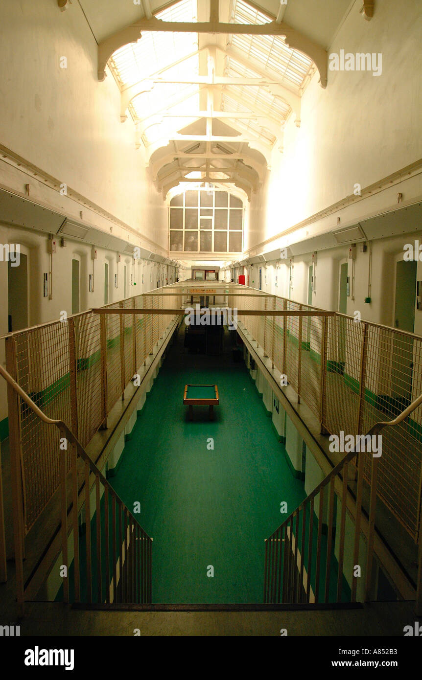 Sortie de prison Banque de photographies et d’images à haute résolution ...