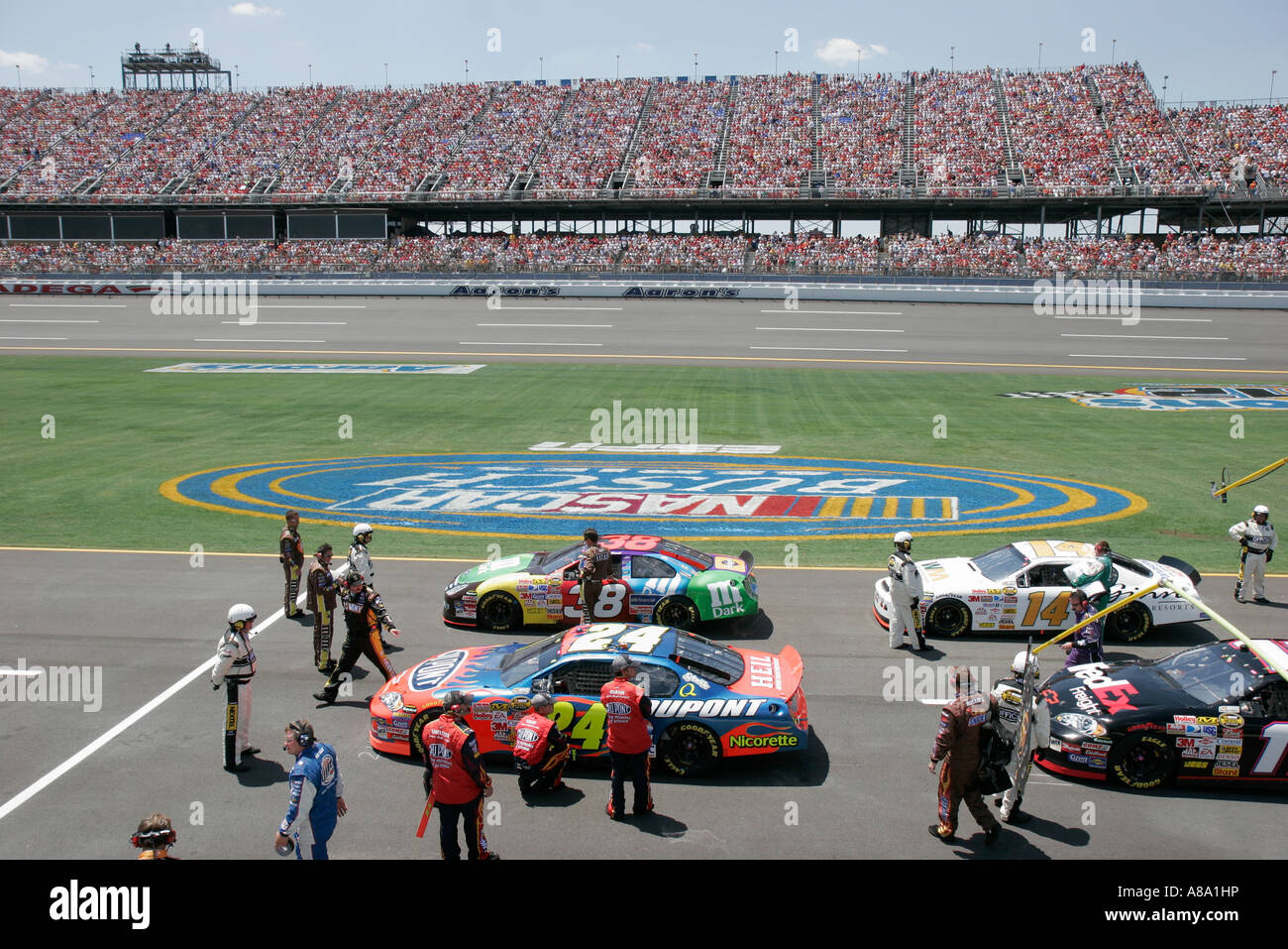 Alabama Talladega Superspeedway, Aaron's 499 NASCAR Nextel Cup Series ...