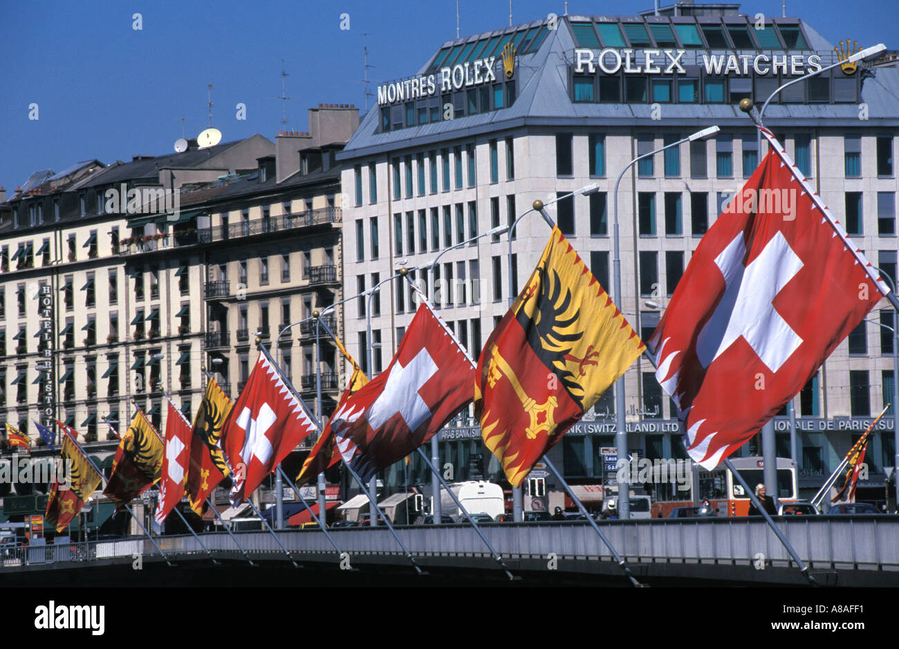 Drapeaux suisses geneve Banque de photographies et d’images à haute ...