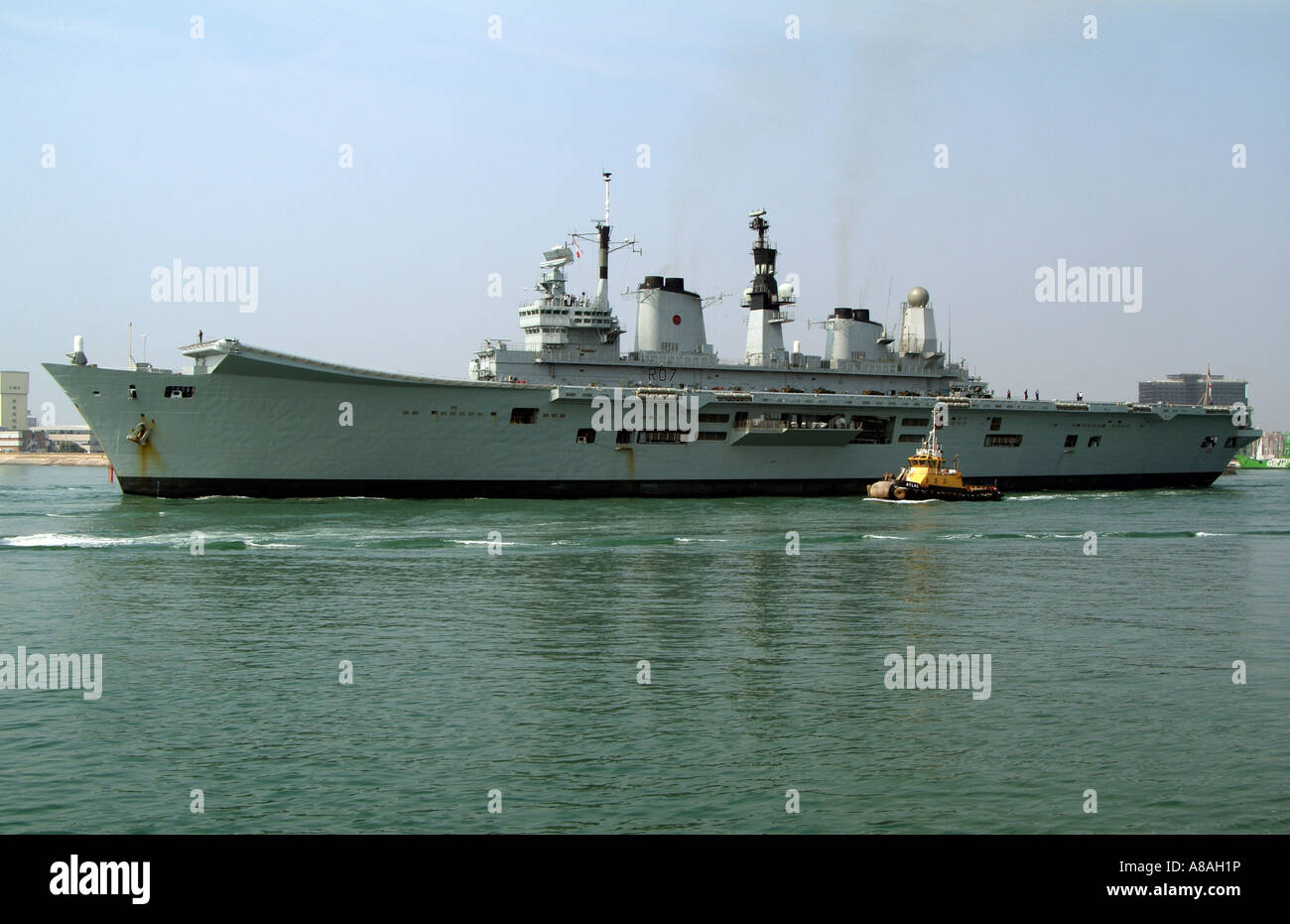 Hms atlas Banque de photographies et d’images à haute résolution - Alamy