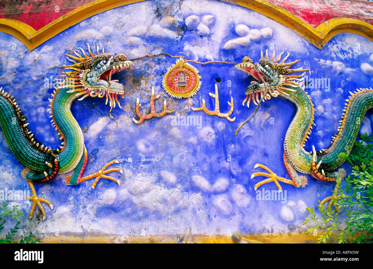 Dragon chinois symbolisait le pouvoir, puissant et bonne chance dans la ...