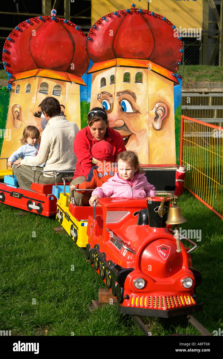 Train pour enfants Banque de photographies et d’images à haute ...