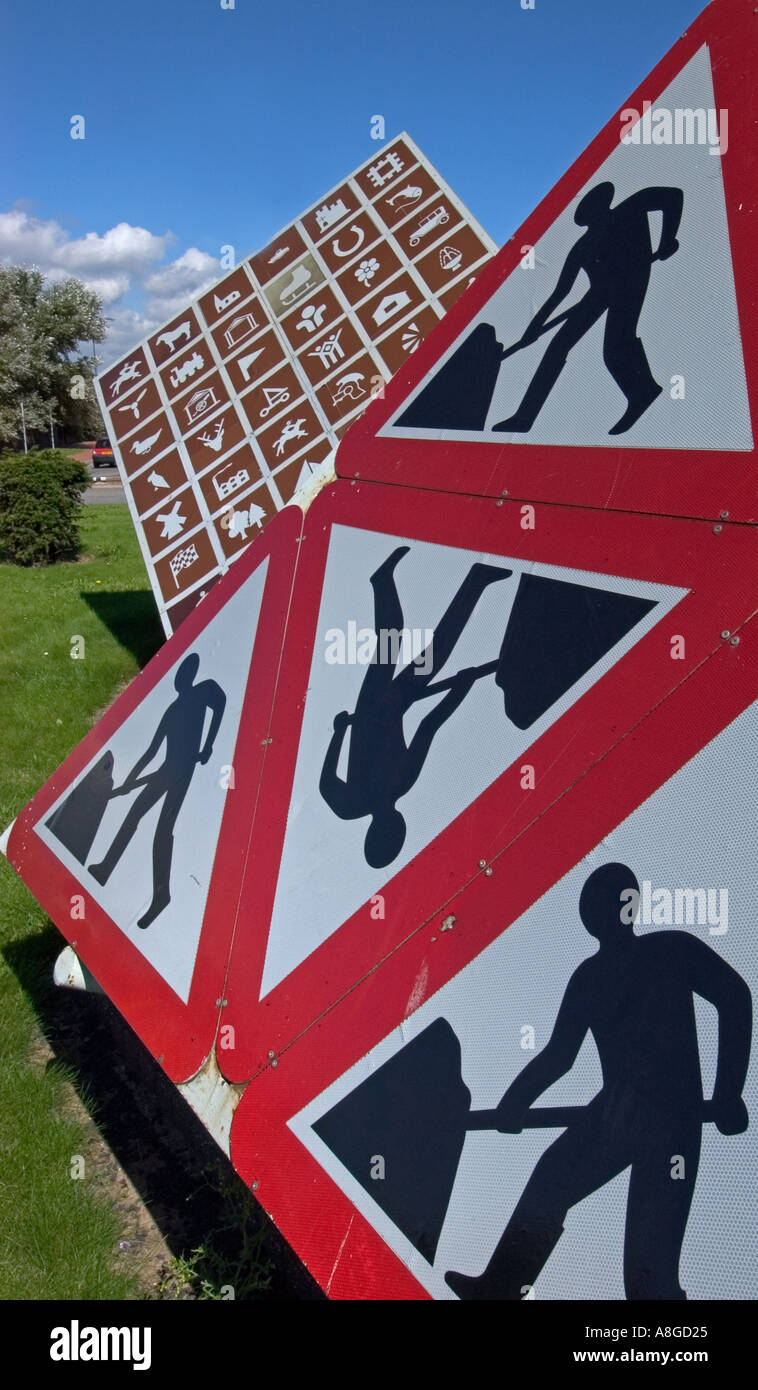 Magic roundabout road sign Banque de photographies et d’images à haute ...