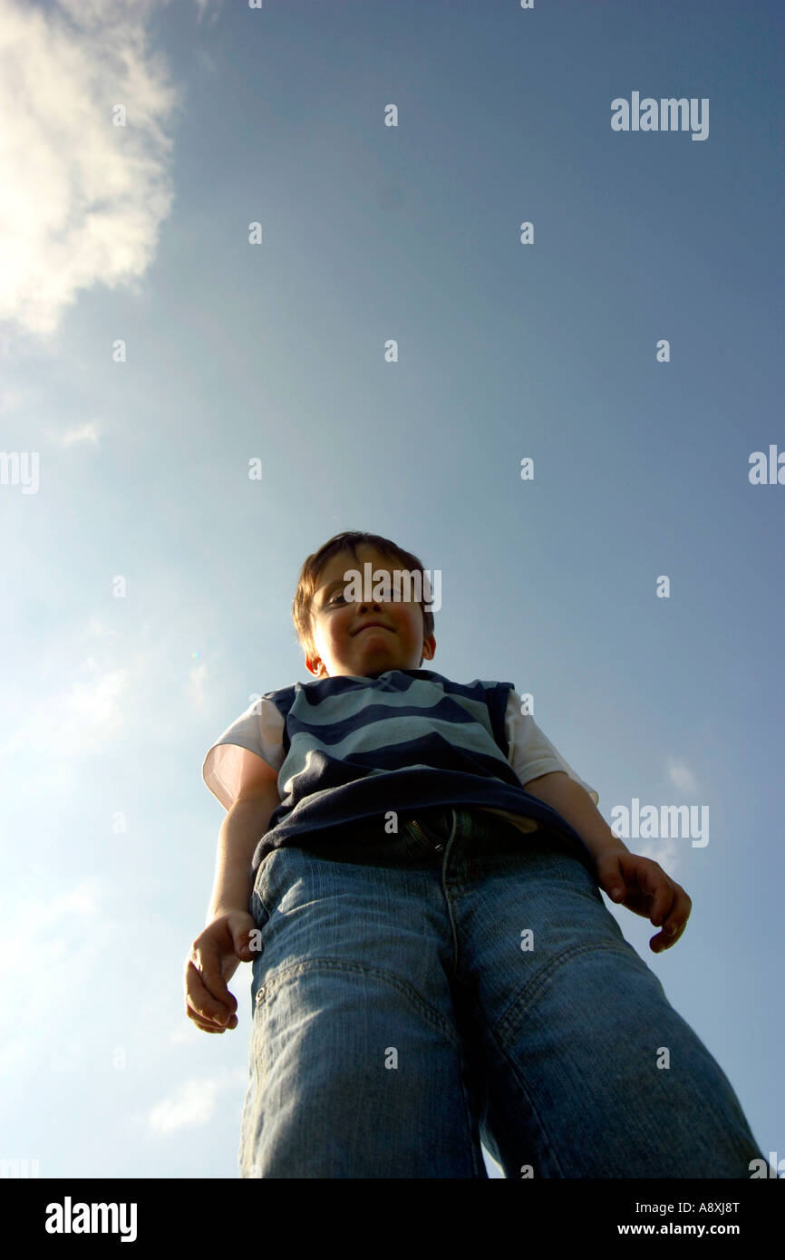 Giant boy Banque de photographies et d’images à haute résolution - Alamy