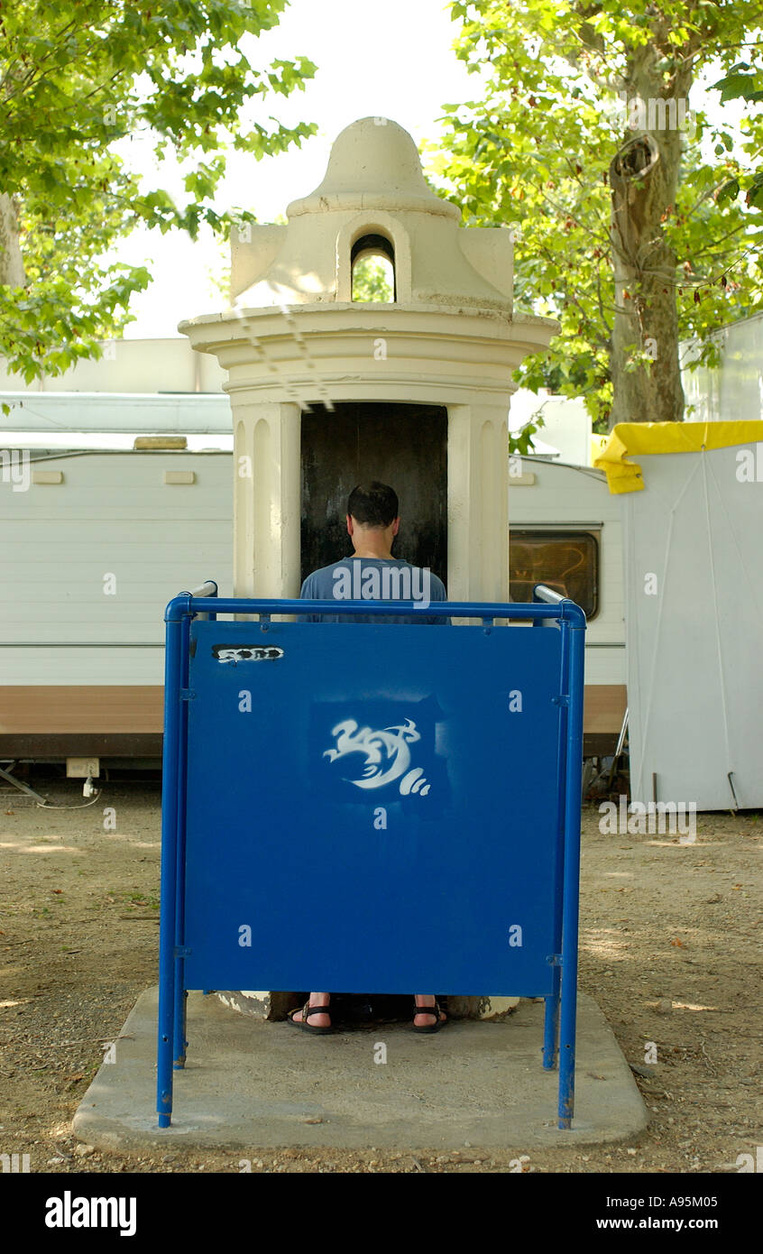 Le Pissoir Banque d'image et photos - Alamy