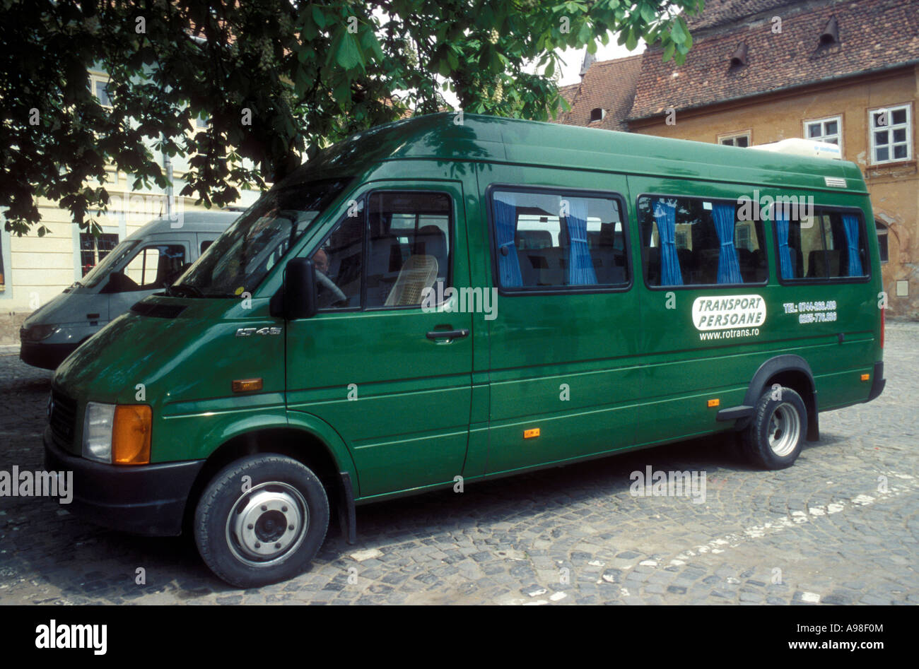 Minibus bus roumanie Banque de photographies et d’images à haute ...