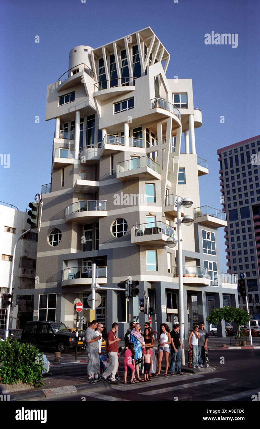 Un beau bâtiment du Bauhaus Tel Aviv, Israël Photo Stock - Alamy