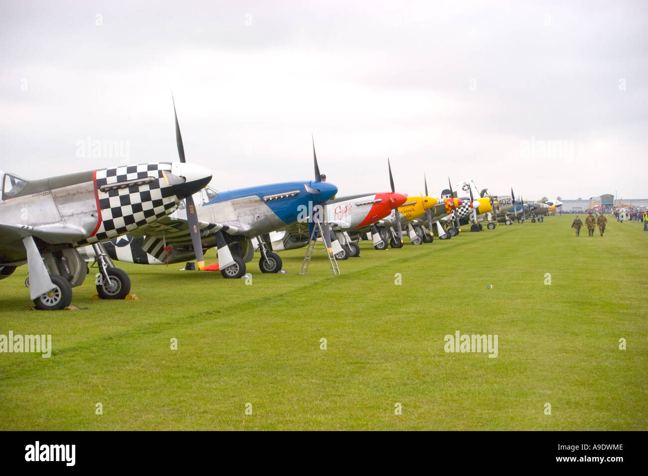 Duxford north american p51d mustang Banque de photographies et d’images ...