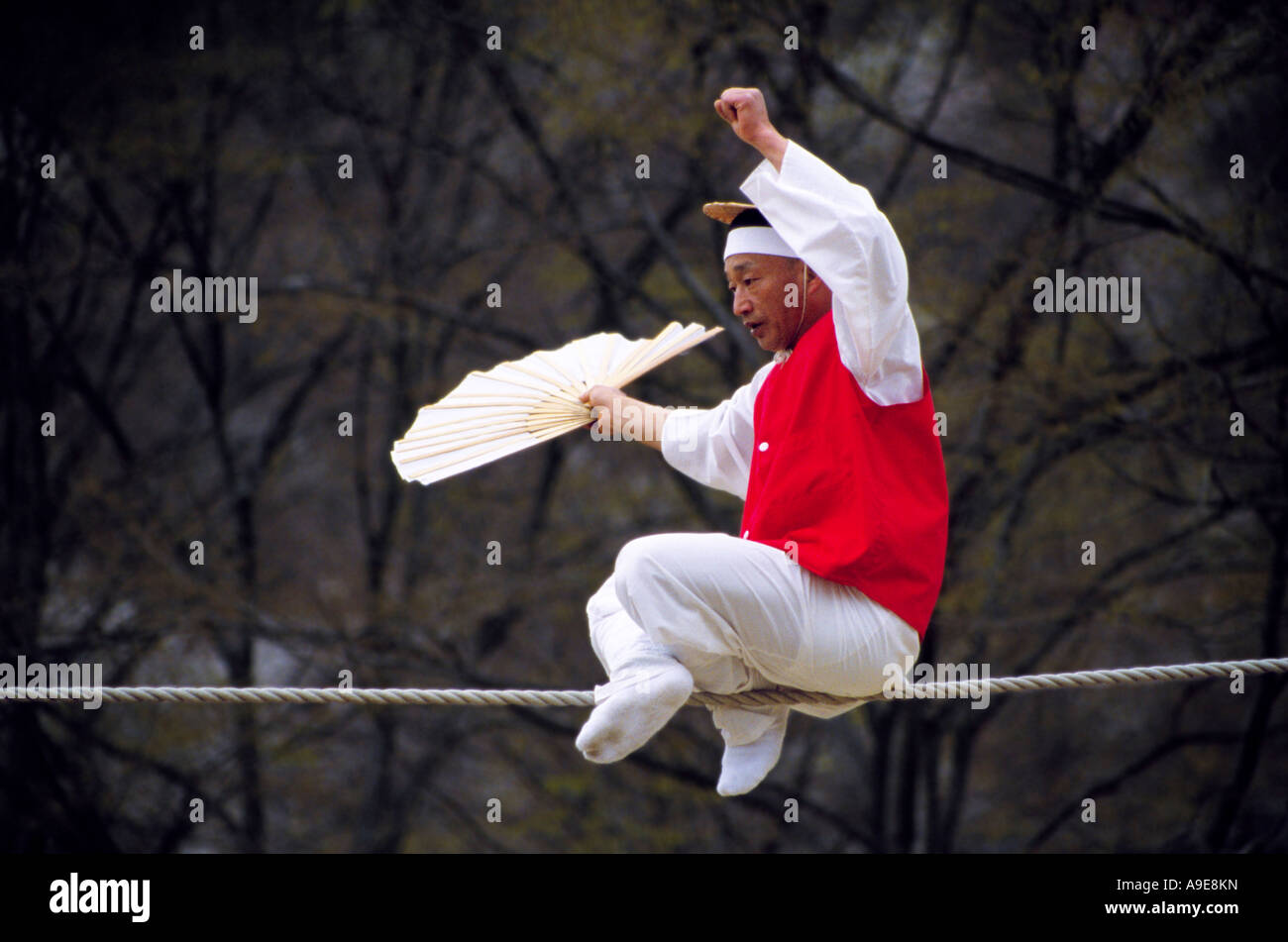 Corde tendue Banque de photographies et d’images à haute résolution - Alamy