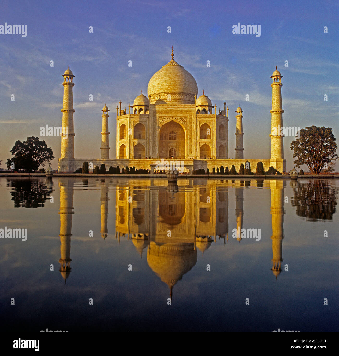 Accouchement en inde Banque de photographies et d’images à haute ...