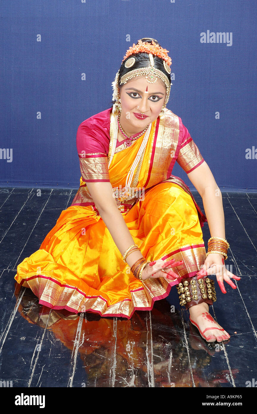 Bharata Natyam, Bharatnatyam, danse classique indienne, danse féminine ...