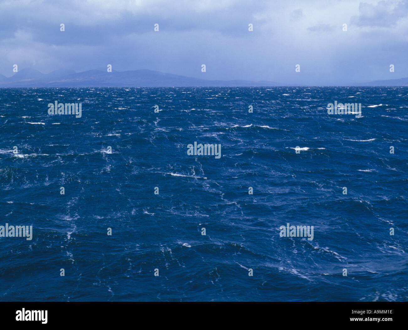 Mer agitée dessn Banque de photographies et d’images à haute résolution ...