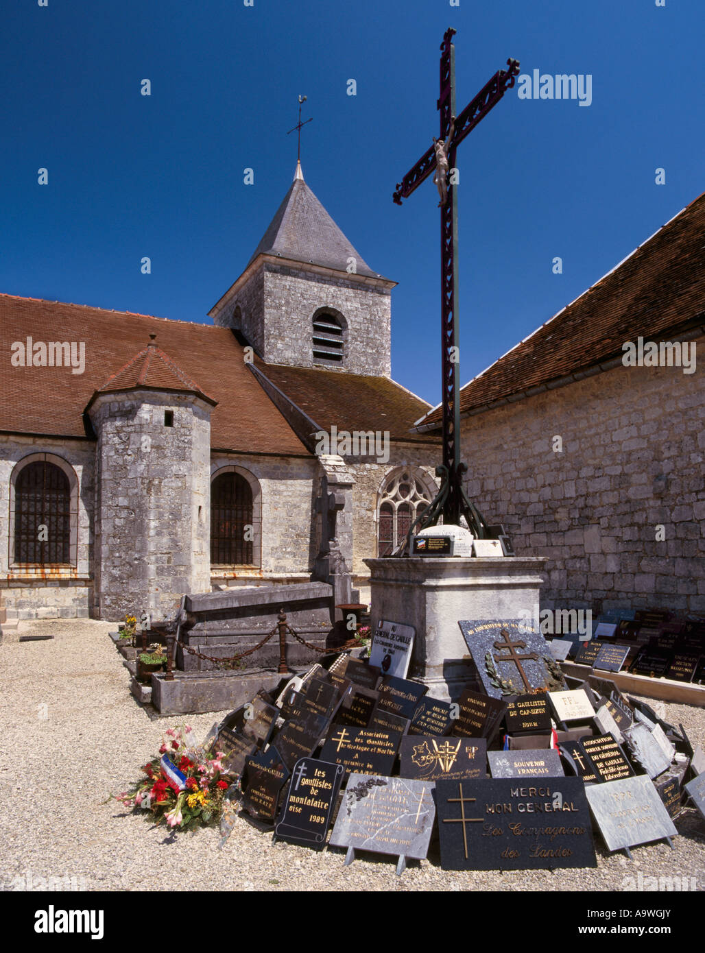 Tombe de Charles de Gaulle en cimetière à Colombey les Deux Eglises Haute Marne France Photo ...