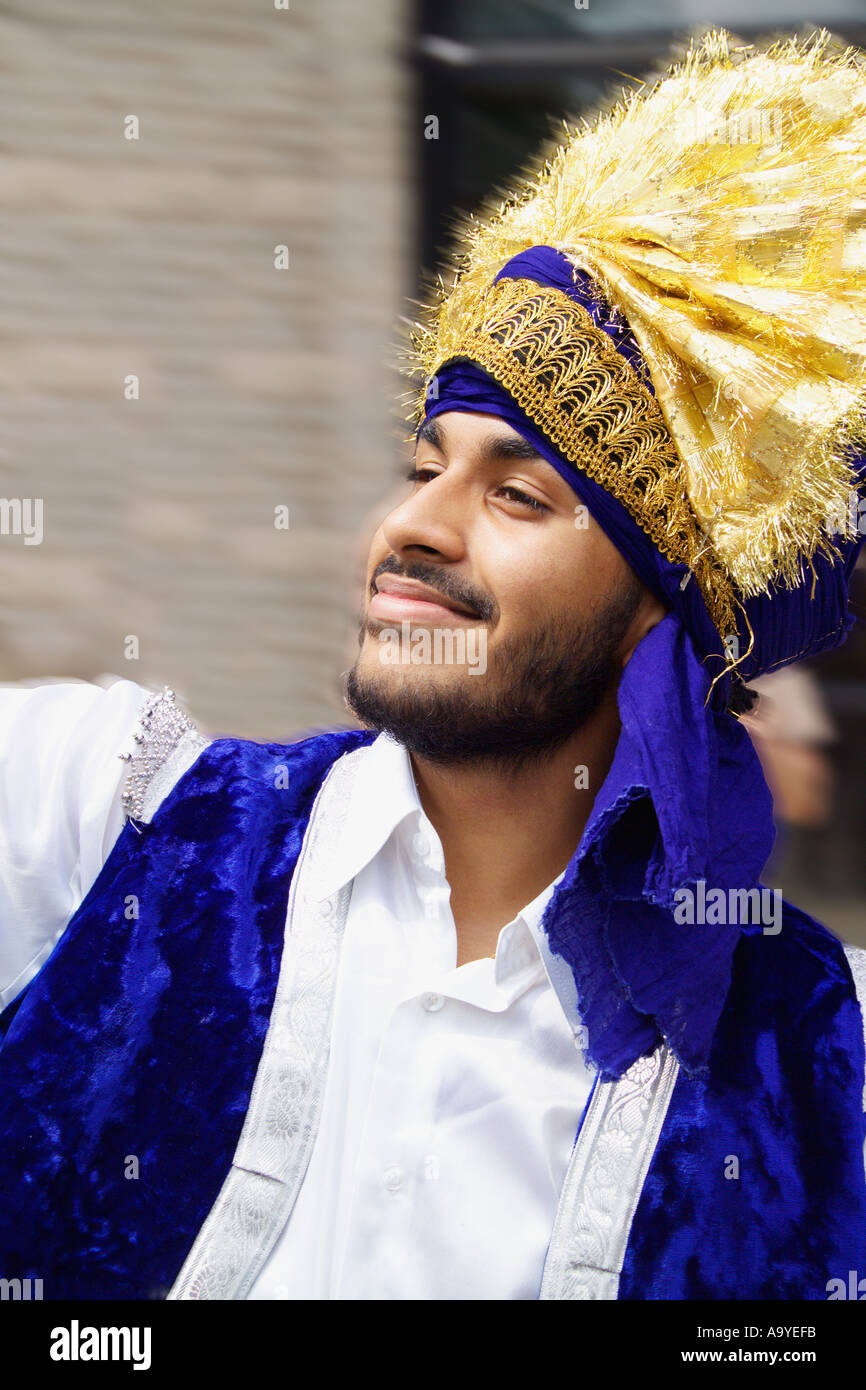 Homme indien costume traditionnel Banque de photographies et d’images à ...